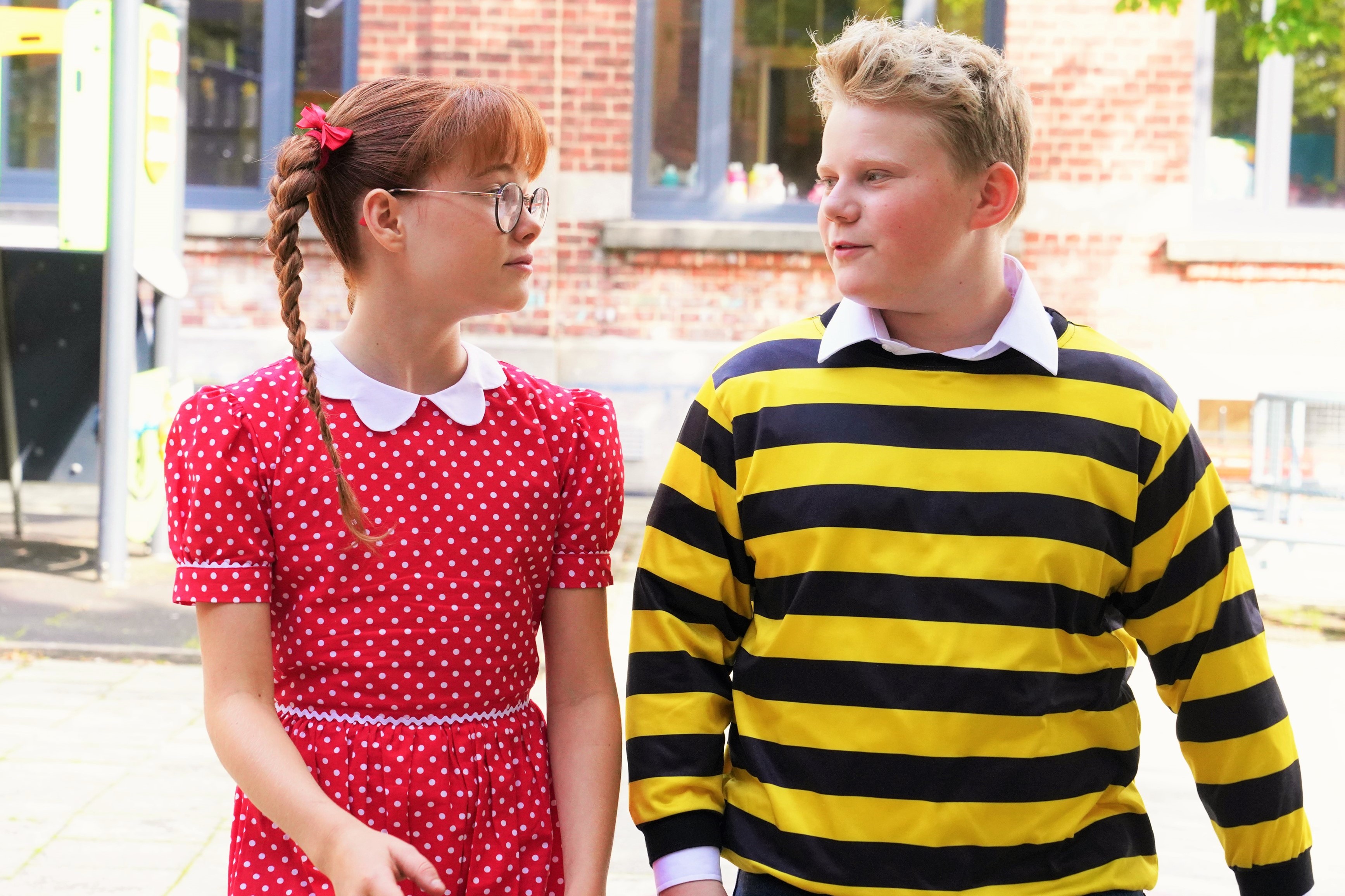 DUCOBU PASSE AU VERT ! | UGC Distribution